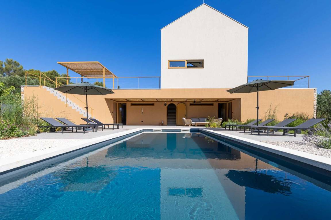 272 M² Villa ∙ 5 Bedrooms ∙ 10 Guests - Stari Grad