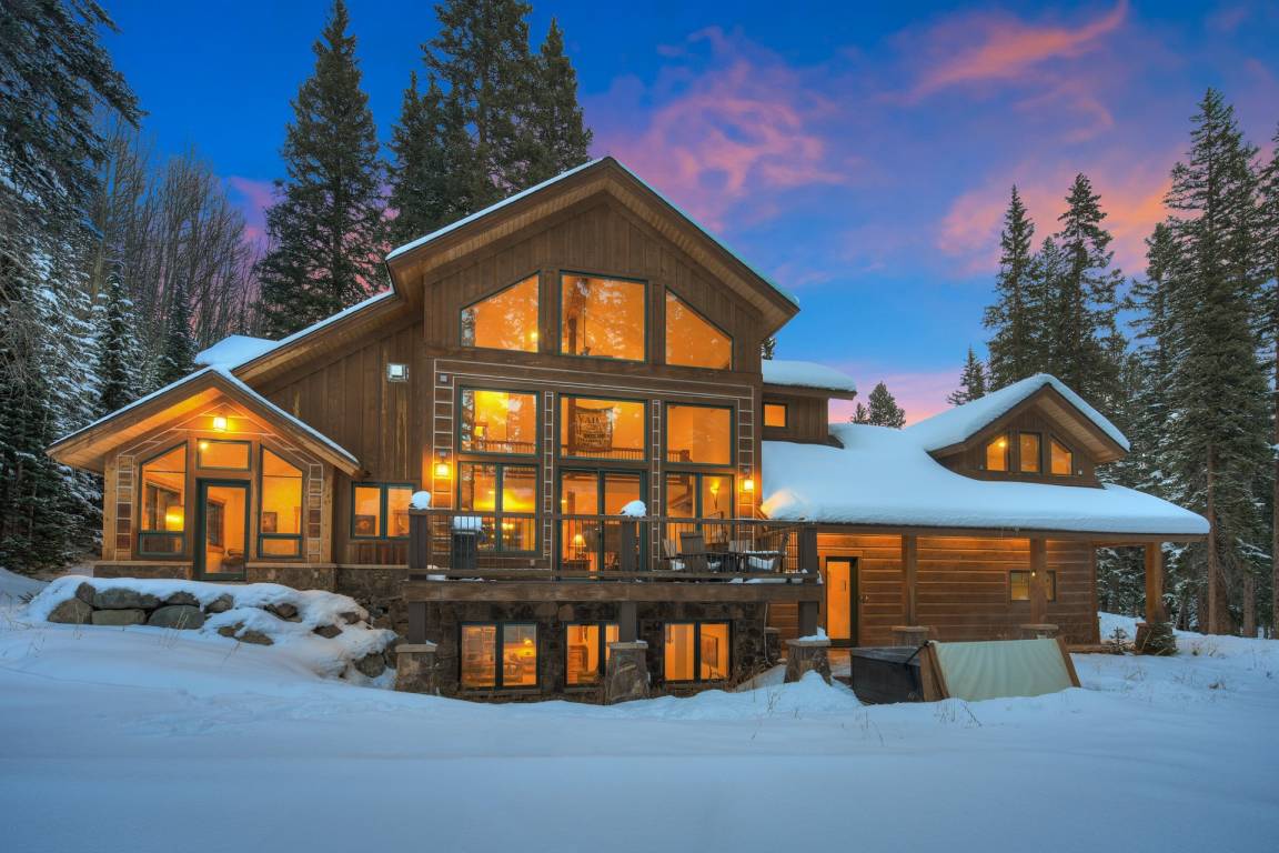 356 M² Lodge ∙ 4 Bedrooms ∙ 10 Guests - Colorado