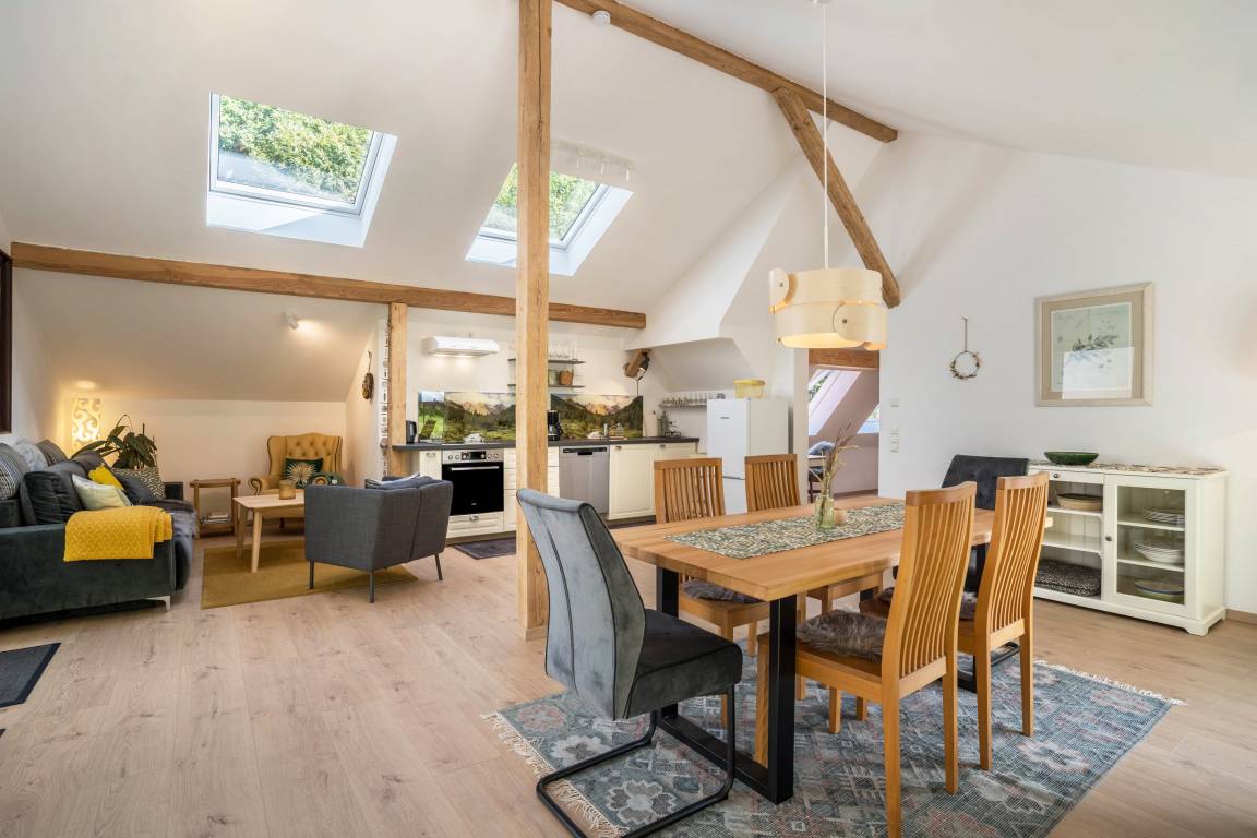 95 M² Appartement ∙ 2 Chambres ∙ 4 Personnes - Seebach