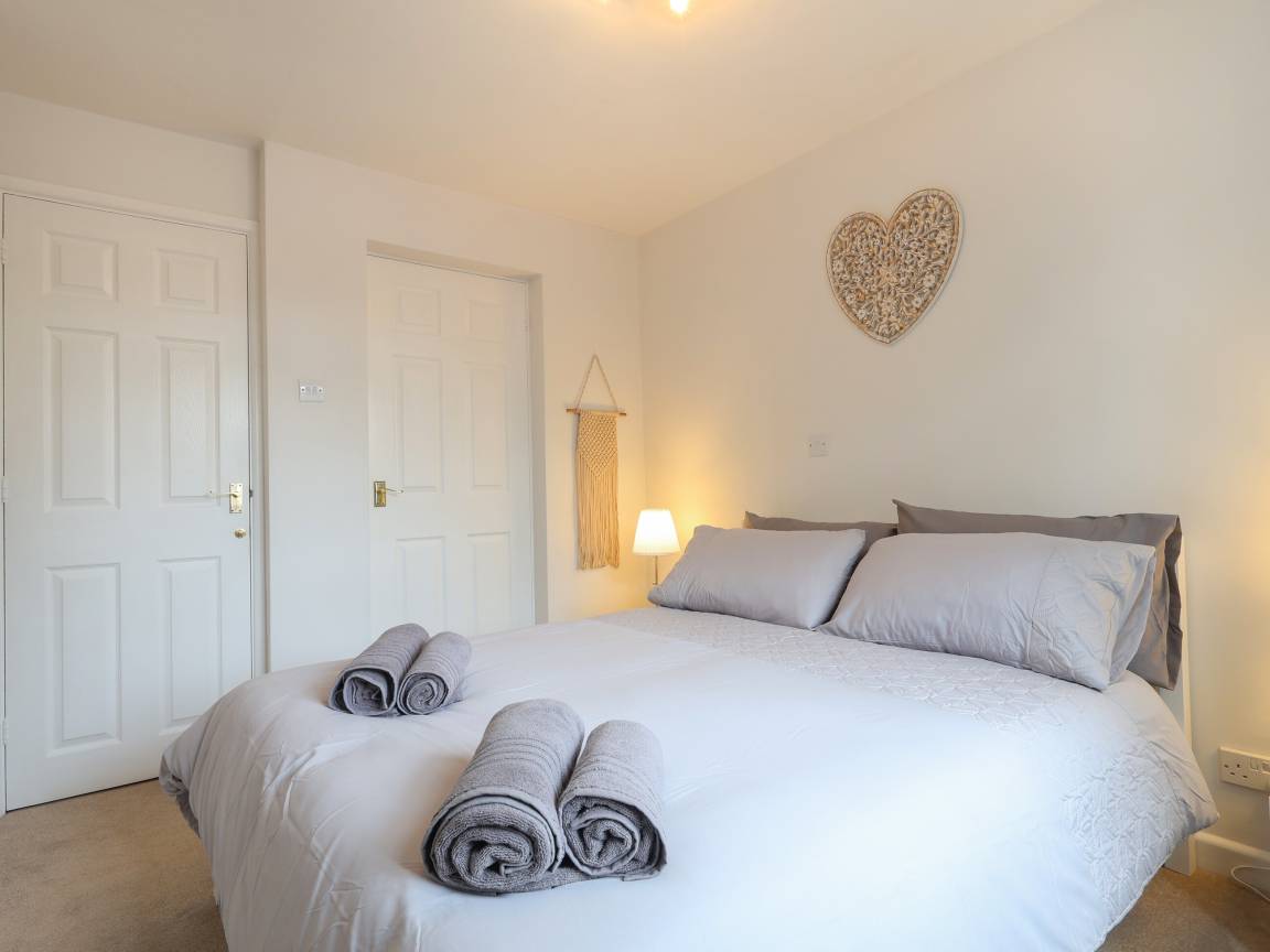 Cottage ∙ 2 Bedrooms ∙ 4 Guests - Broadway