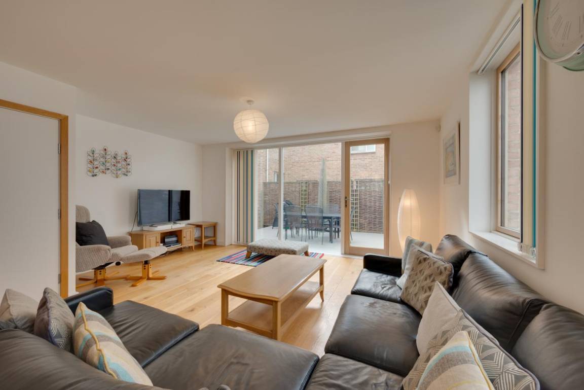 Apartment ∙ 2 Bedrooms ∙ 4 Guests - Southwold