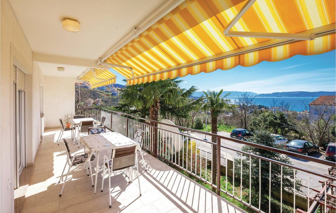 93 M² Apartamento ∙ 2 Habitaciones ∙ 4 Huéspedes - Crikvenica