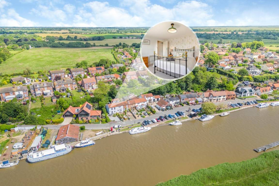 Cottage ∙ 2 Bedrooms ∙ 4 Guests - Beccles
