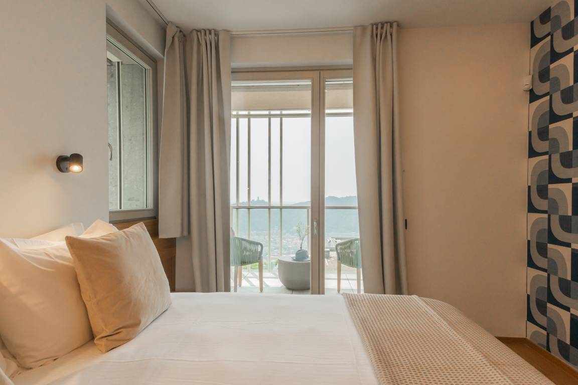 30 M² Bed And Breakfast ∙ 1 Bedroom ∙ 2 Guests - Cernobbio
