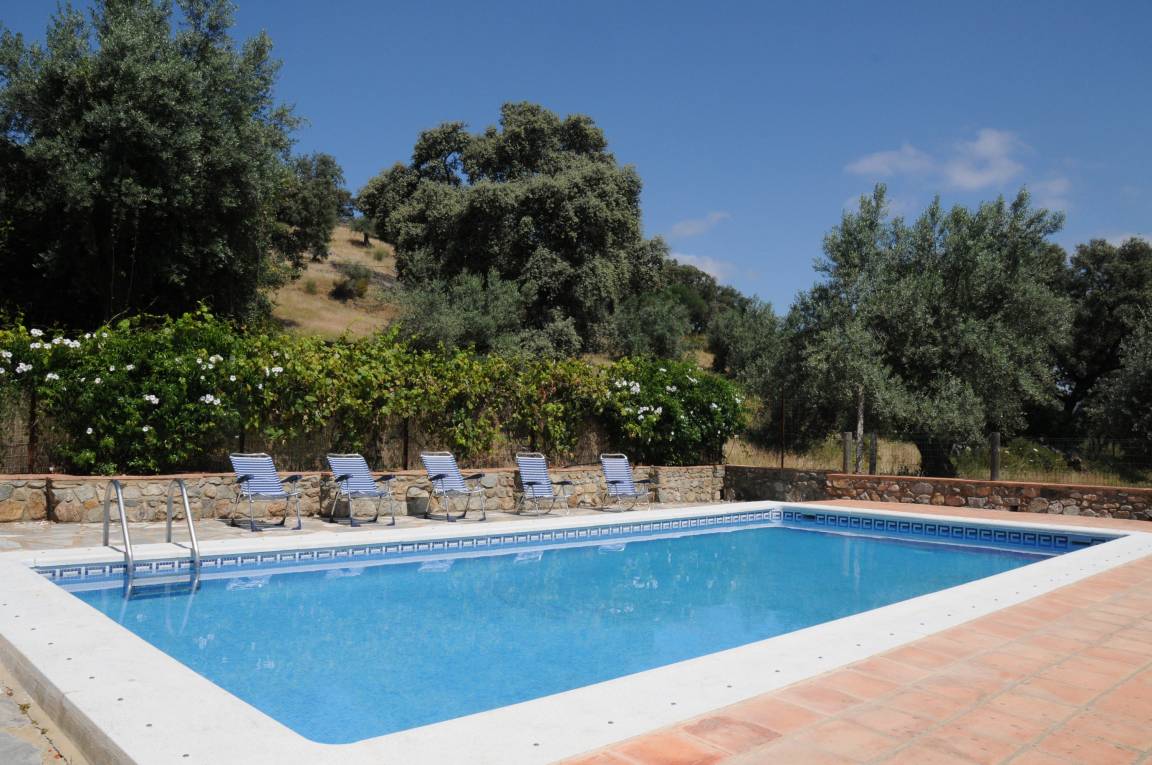 140 M² Casa ∙ 4 Habitaciones ∙ 8 Huéspedes - Aroche