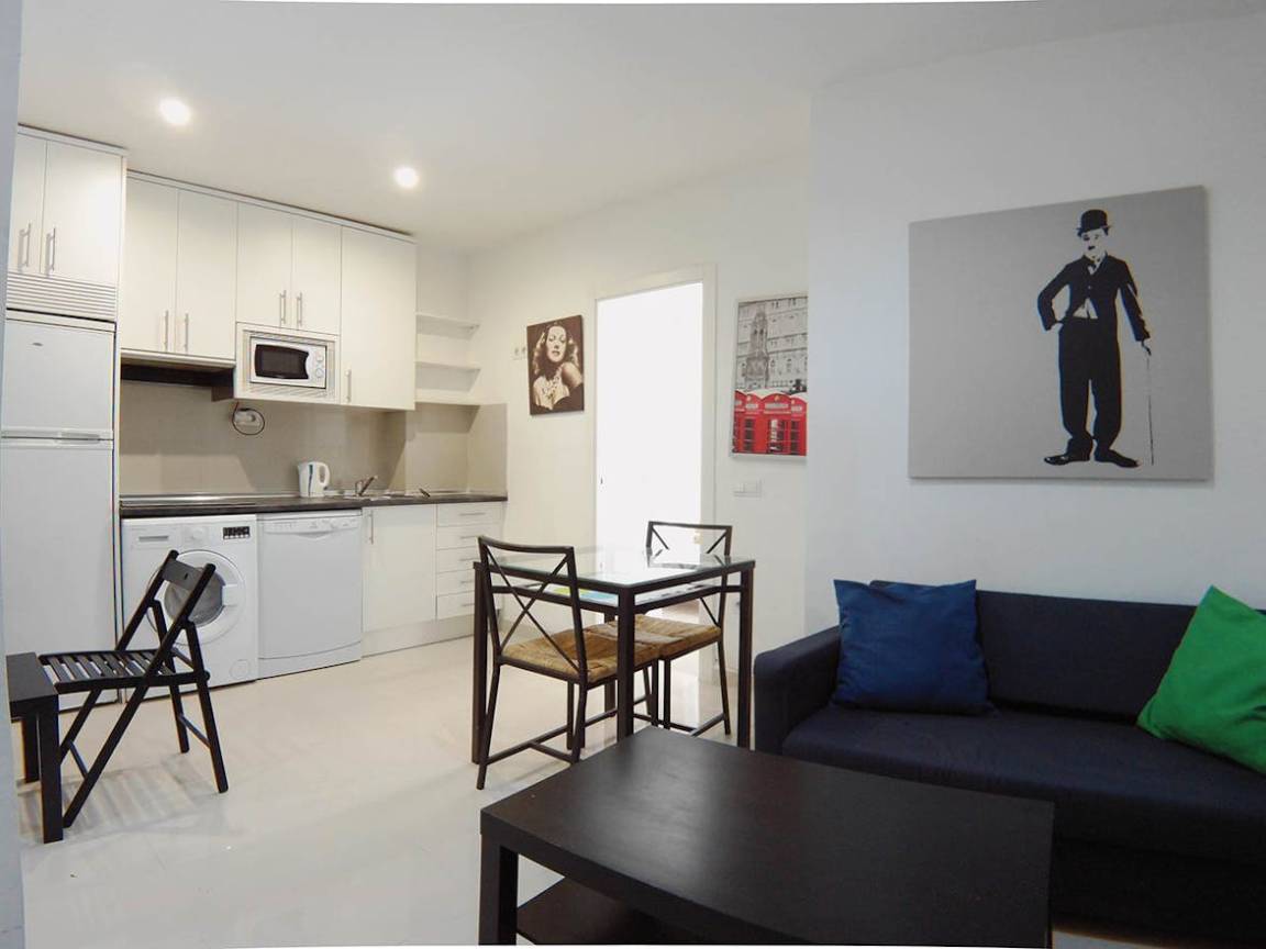 55 M² Apartamento ∙ 2 Habitaciones ∙ 4 Huéspedes - Móstoles