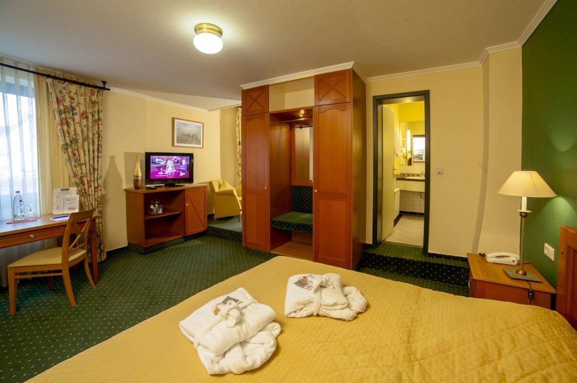 30 M² Hotel ∙ 2 Bedrooms ∙ 2 Guests - Andernach