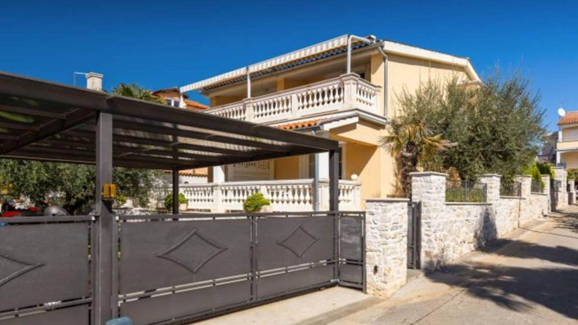 50 M² Apartment ∙ 2 Bedrooms ∙ 4 Guests - Poreč