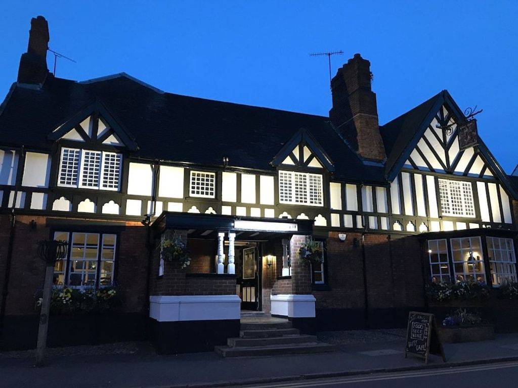 The Kings Arms Hotel - Shropshire