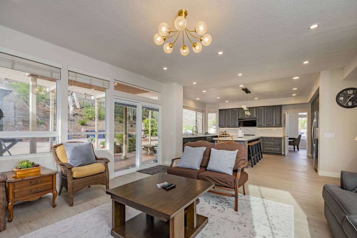 308 M² Casa ∙ 5 Habitaciones ∙ 10 Huéspedes - Pomona, CA