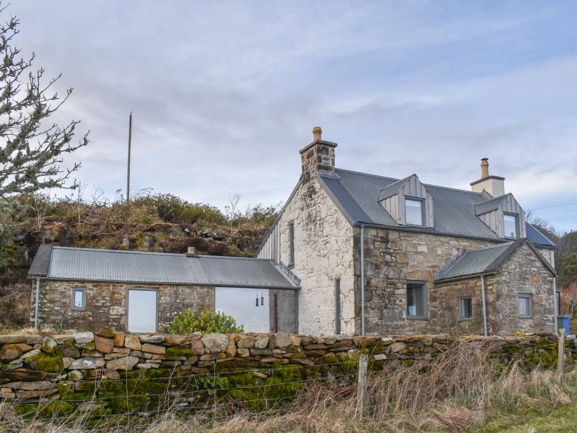 Cottage ∙ 2 Bedrooms ∙ 4 Guests - Skye