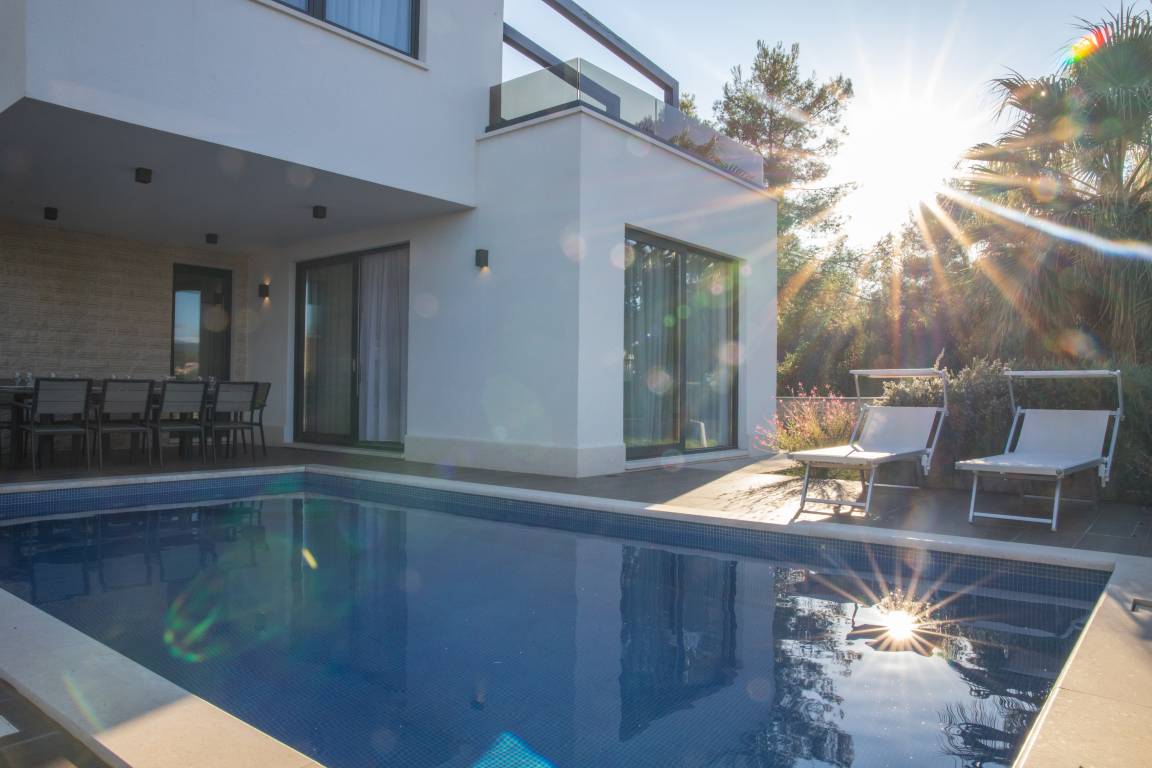 185 M² Ferienhaus ∙ 6 Schlafzimmer ∙ 11 Gäste - Trogir