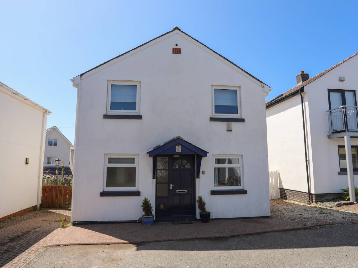 Cottage ∙ 3 Bedrooms ∙ 5 Guests - Trearddur Bay