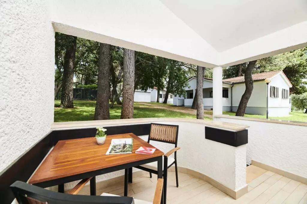 19 M² Hôtel ∙ 1 Chambre ∙ 2 Personnes - Poreč