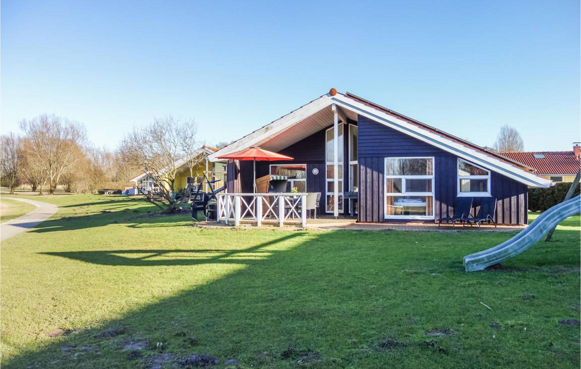 100 M² Ferienhaus ∙ 6 Schlafzimmer ∙ 12 Gäste - Otterndorf