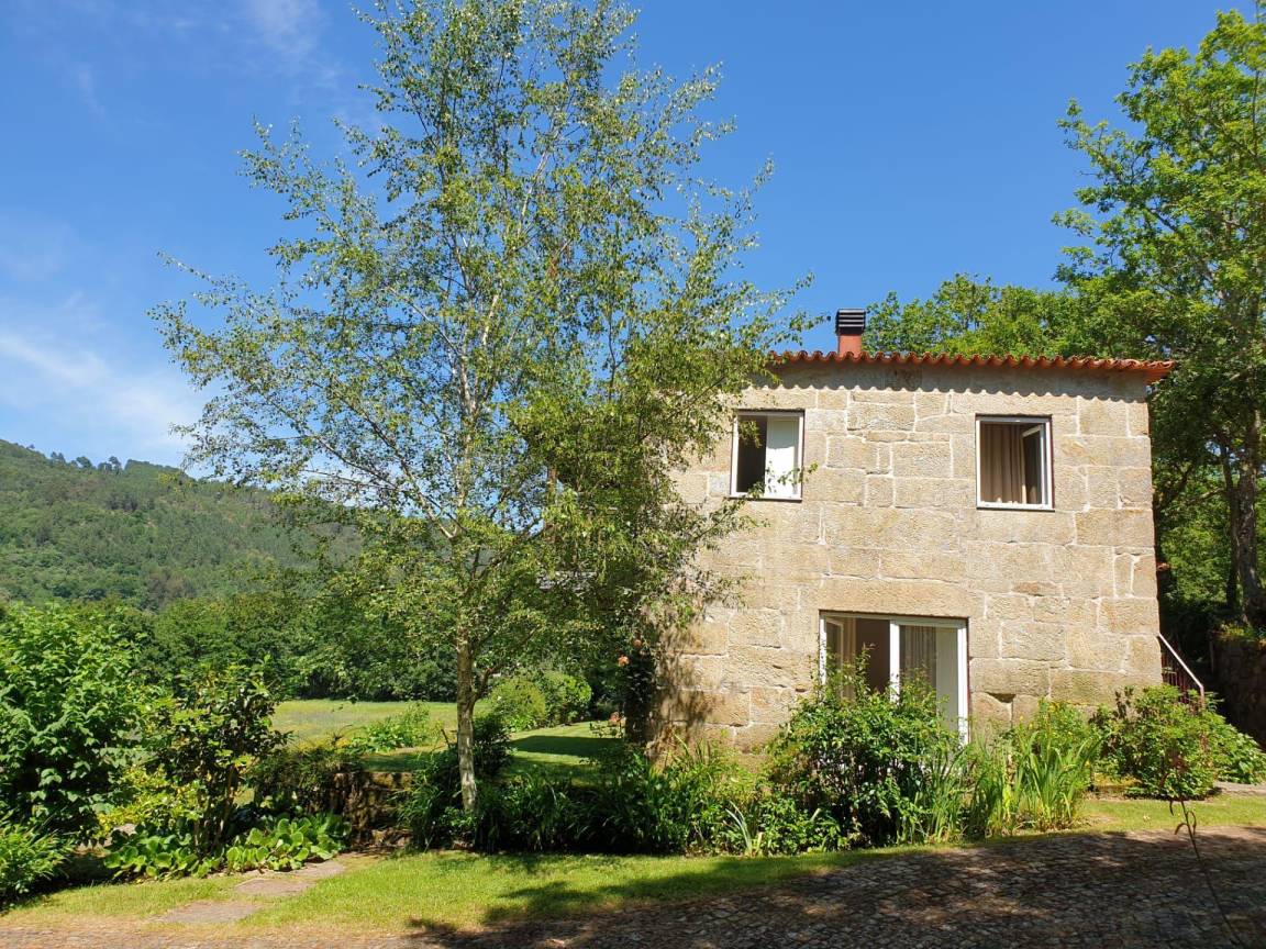 200 M² Ferienhaus ∙ 5 Schlafzimmer ∙ 12 Gäste - Ribeira de Pena