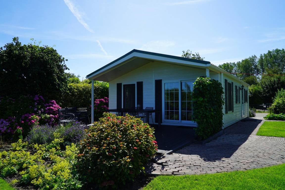 Bungalow ∙ 2 Bedrooms ∙ 4 Guests - Alkmaar