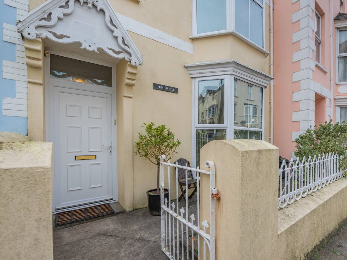 Cottage ∙ 6 Bedrooms ∙ 10 Guests - Tenby