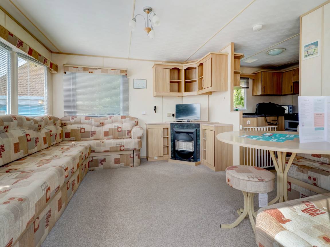 Cottage ∙ 2 Bedrooms ∙ 4 Guests - Hayling Island