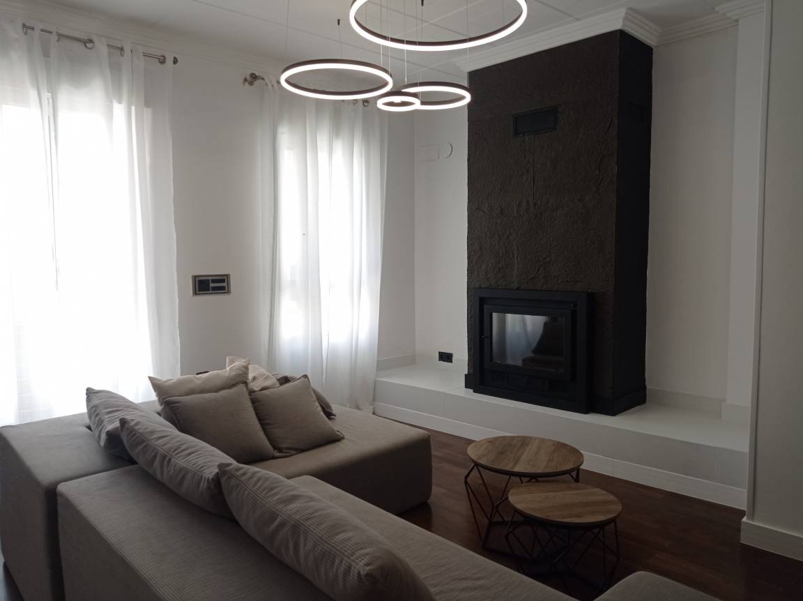 99 M² Appartement ∙ 2 Chambres ∙ 4 Personnes - Gandie