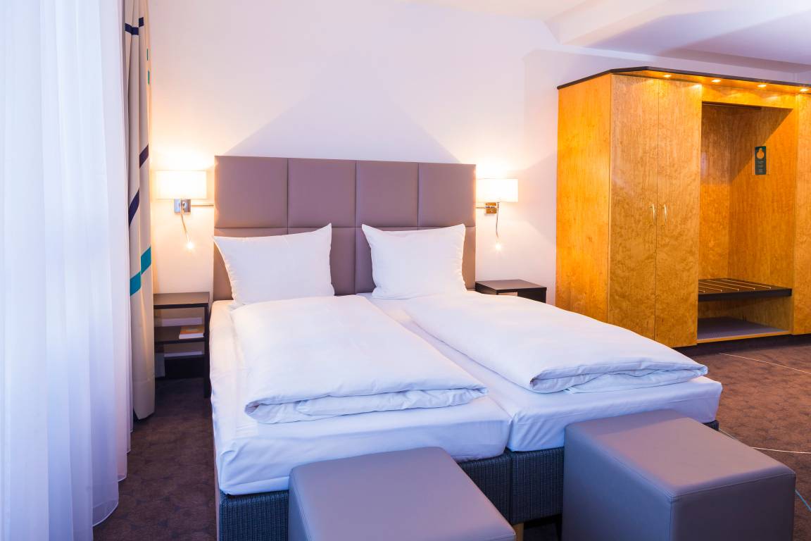 Hotel ∙ 2 Bedrooms ∙ 4 Guests - Dresden