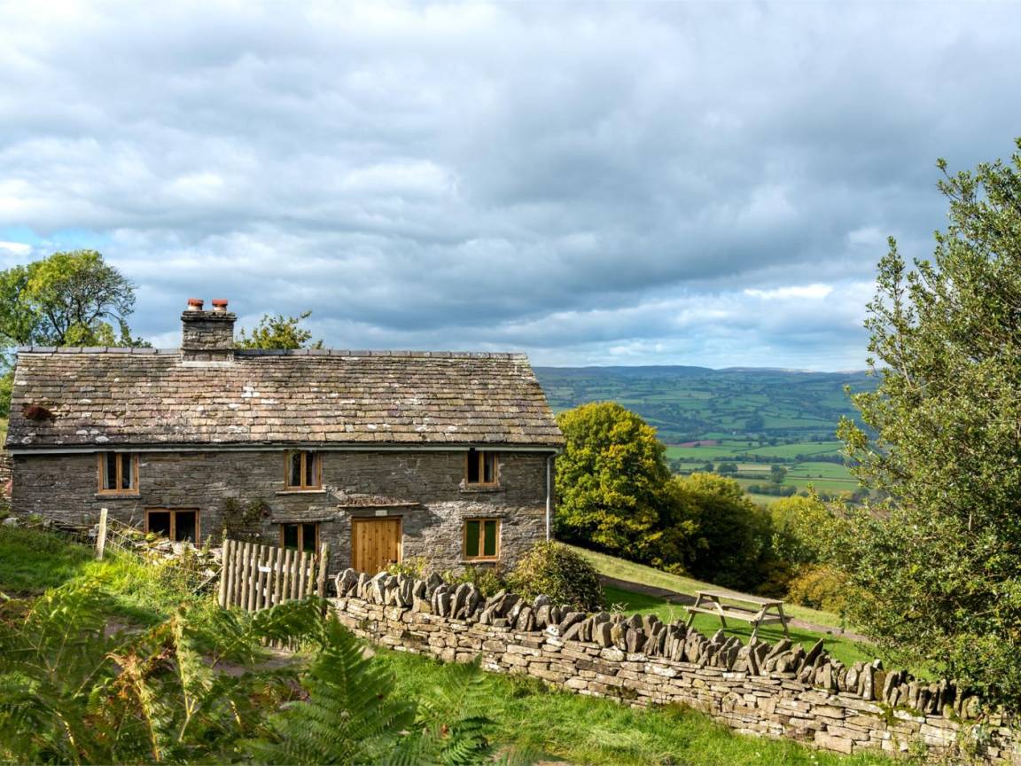 Cottage ∙ 3 Bedrooms ∙ 6 Guests - Hay-on-Wye