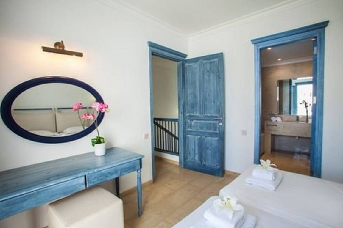 Villa ∙ 2 Bedrooms ∙ 6 Guests - Protaras