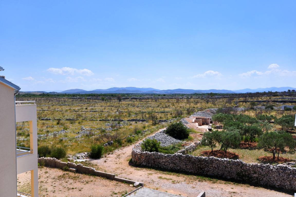 87 M² Apartment ∙ 3 Bedrooms ∙ 9 Guests - Vodice