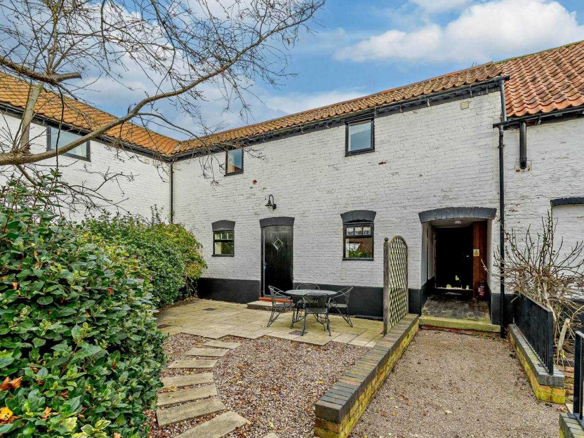 Cottage ∙ 2 Bedrooms ∙ 4 Guests - Nottinghamshire