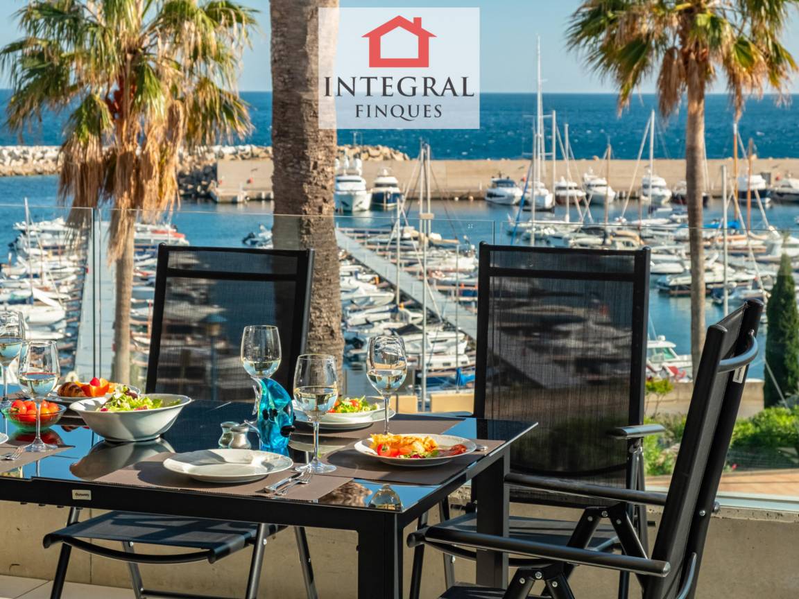 115 M² Apartamento ∙ 3 Habitaciones ∙ 6 Huéspedes - Palamós