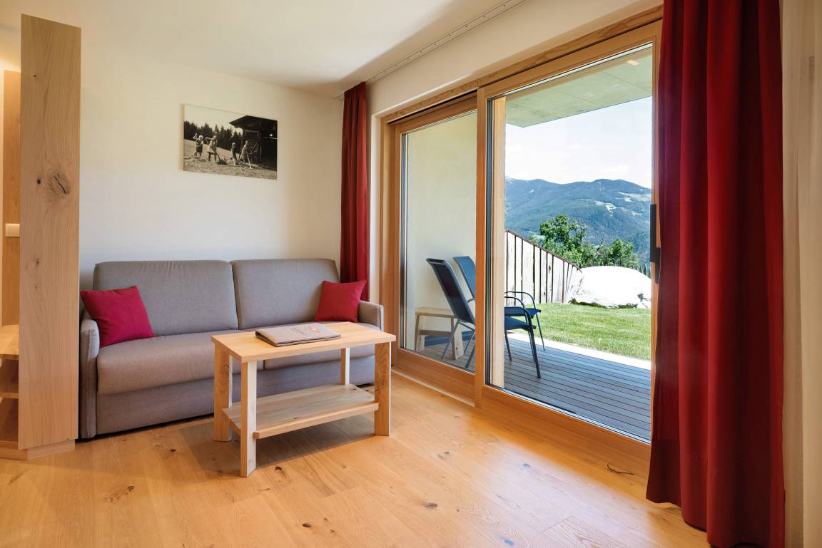 50 M² Ferienwohnung ∙ 2 Schlafzimmer ∙ 5 Gäste - Feldthurns