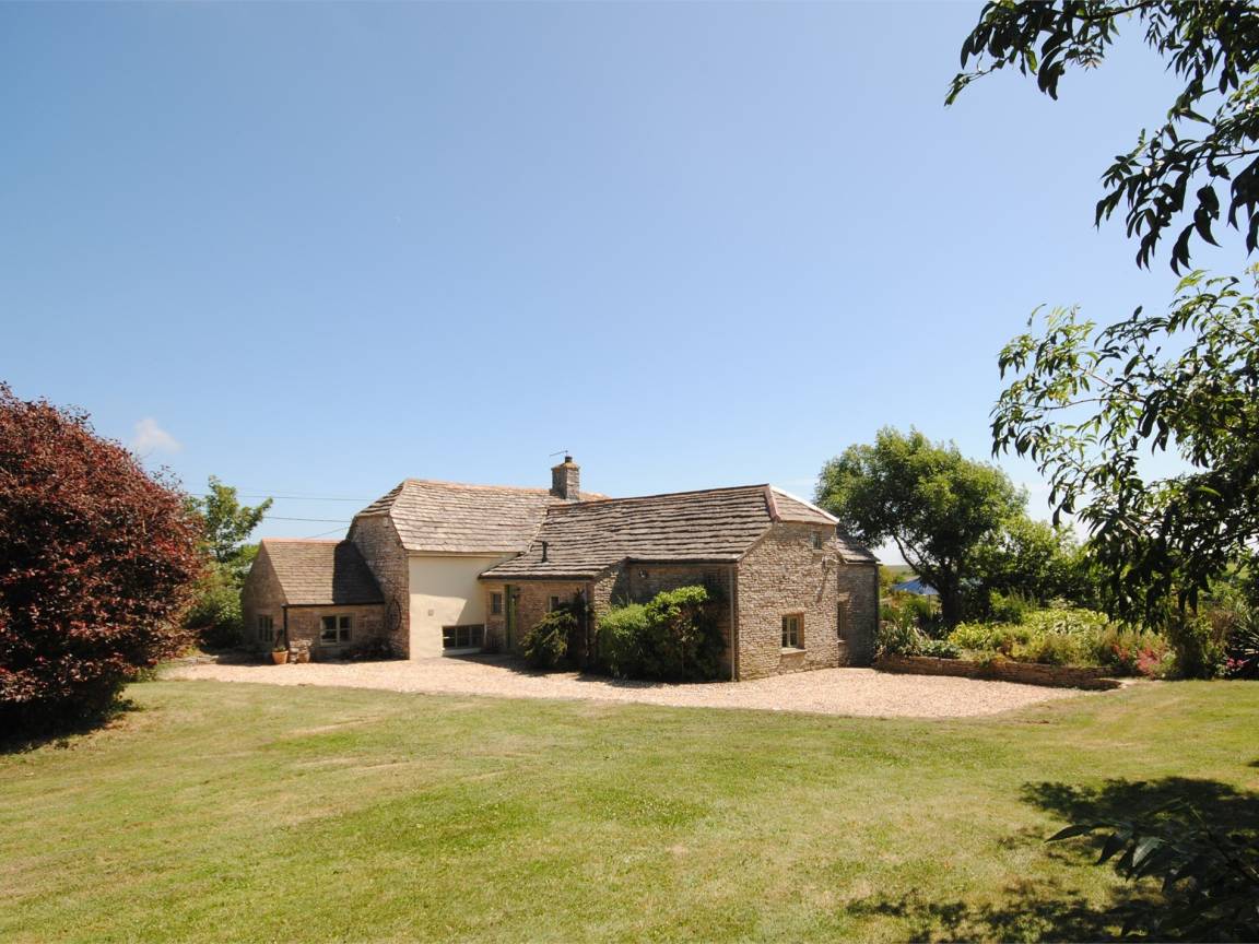 Cottage ∙ 5 Bedrooms ∙ 10 Guests - Swanage
