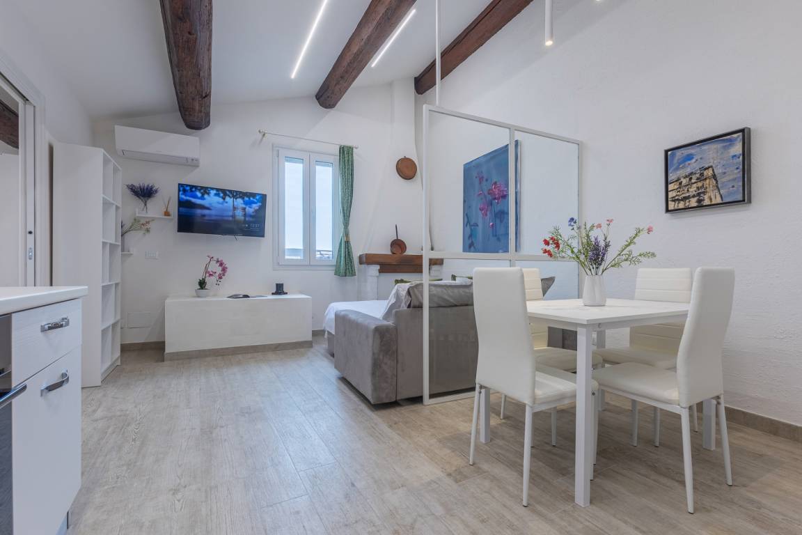 88 M² Appartement ∙ 1 Slaapkamer ∙ 5 Gasten - Ferrara