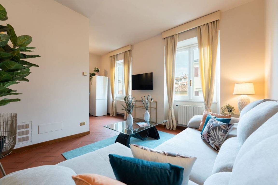 75 M² Apartment ∙ 3 Bedrooms ∙ 4 Guests - Florence