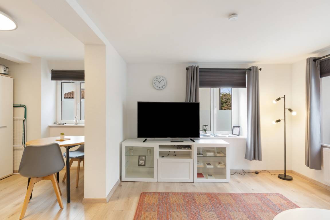 50 M² Ferienwohnung ∙ 1 Schlafzimmer ∙ 3 Gäste - Allensbach