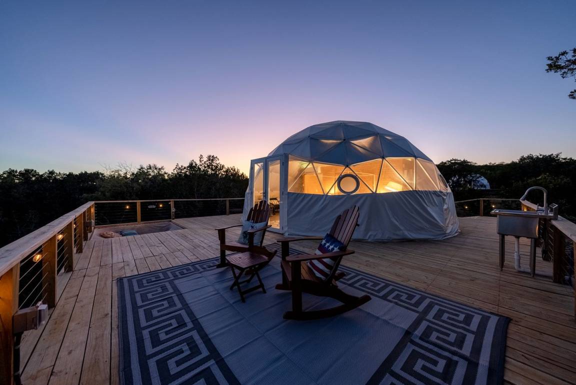 Camping-unterkunft ∙ 1 Schlafzimmer ∙ 4 Gäste - Marble Falls, TX
