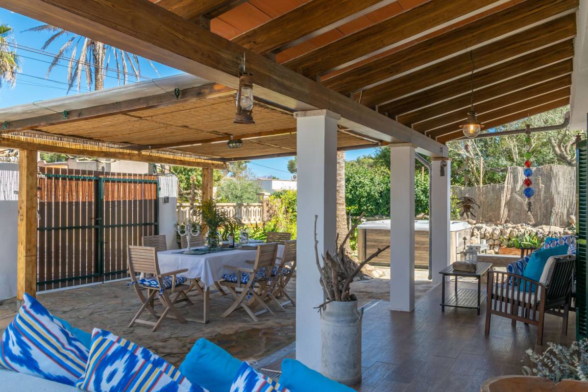 70 M² Villa ∙ 2 Habitaciones ∙ 3 Huéspedes - Cala Llombards
