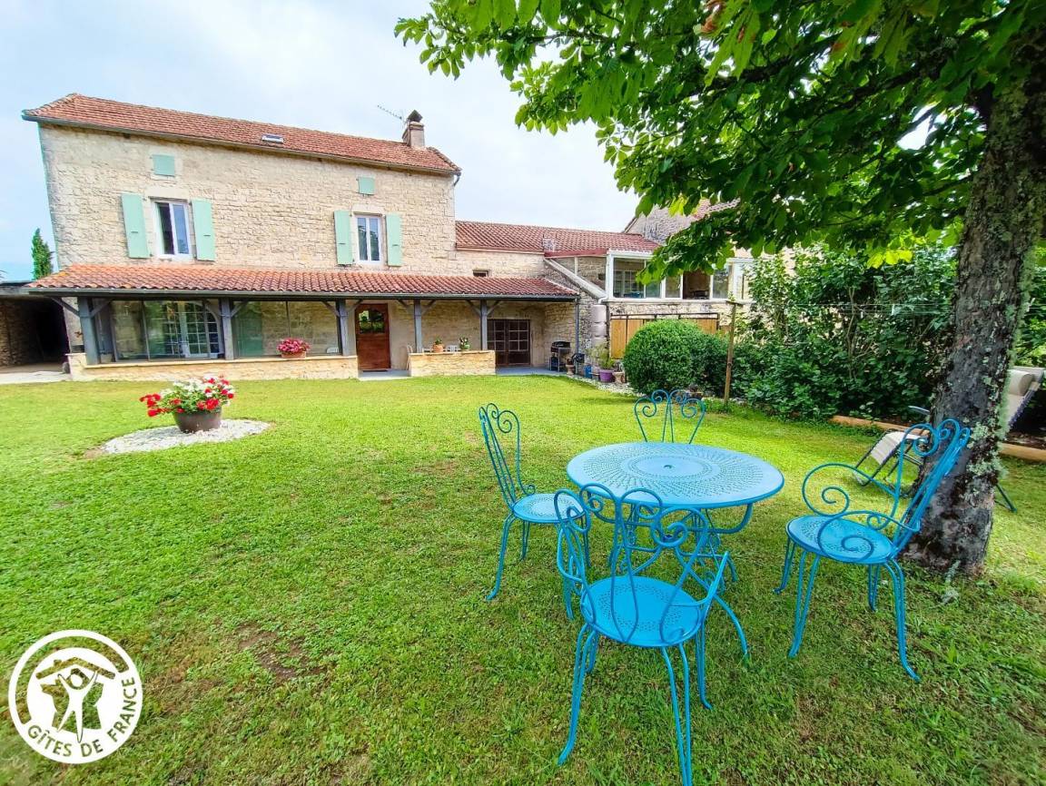 82 M² Gîte ∙ 3 Slaapkamers ∙ 6 Gasten - Lot