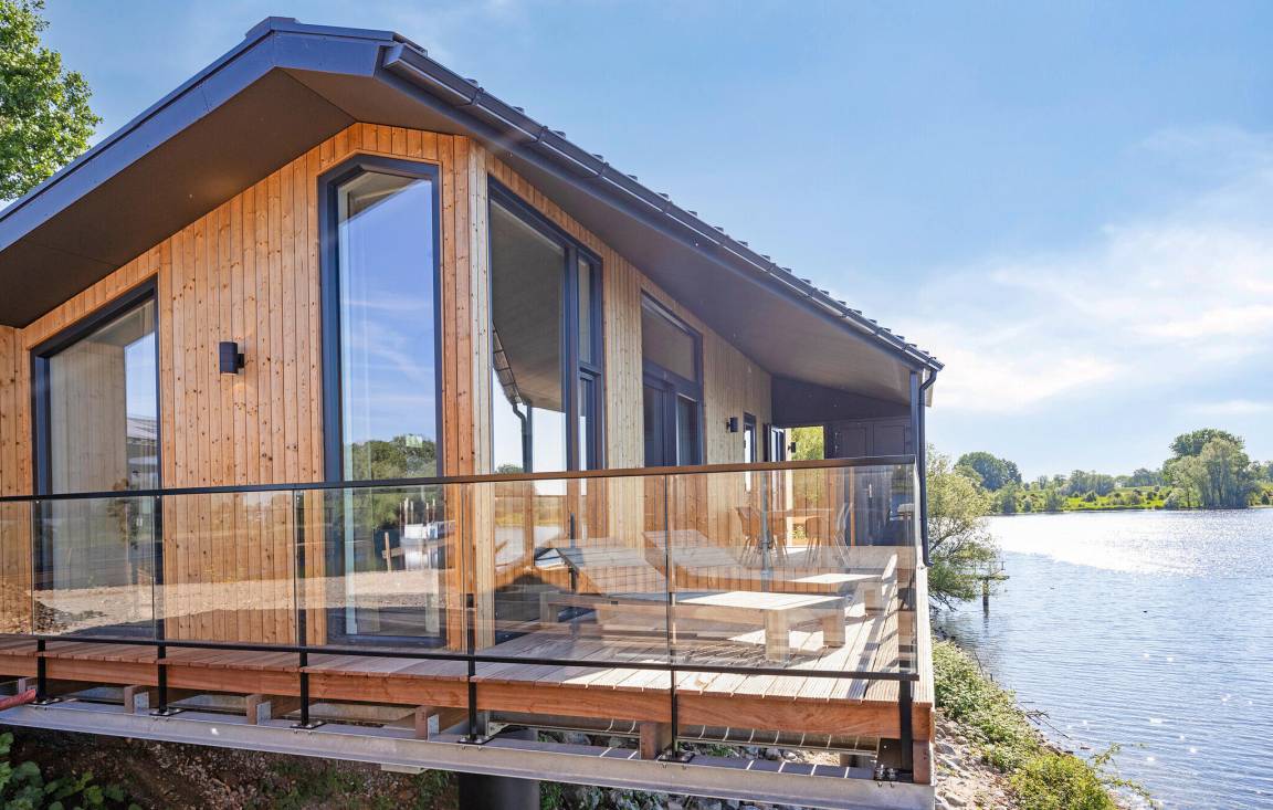 60 M² Huis ∙ 2 Slaapkamers ∙ 4 Gasten - Zaltbommel