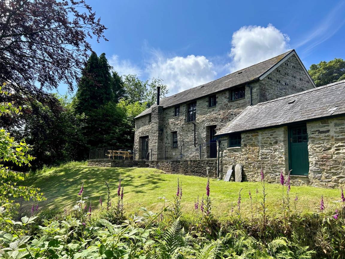 Cottage ∙ 4 Bedrooms ∙ 7 Guests - Pembrokeshire