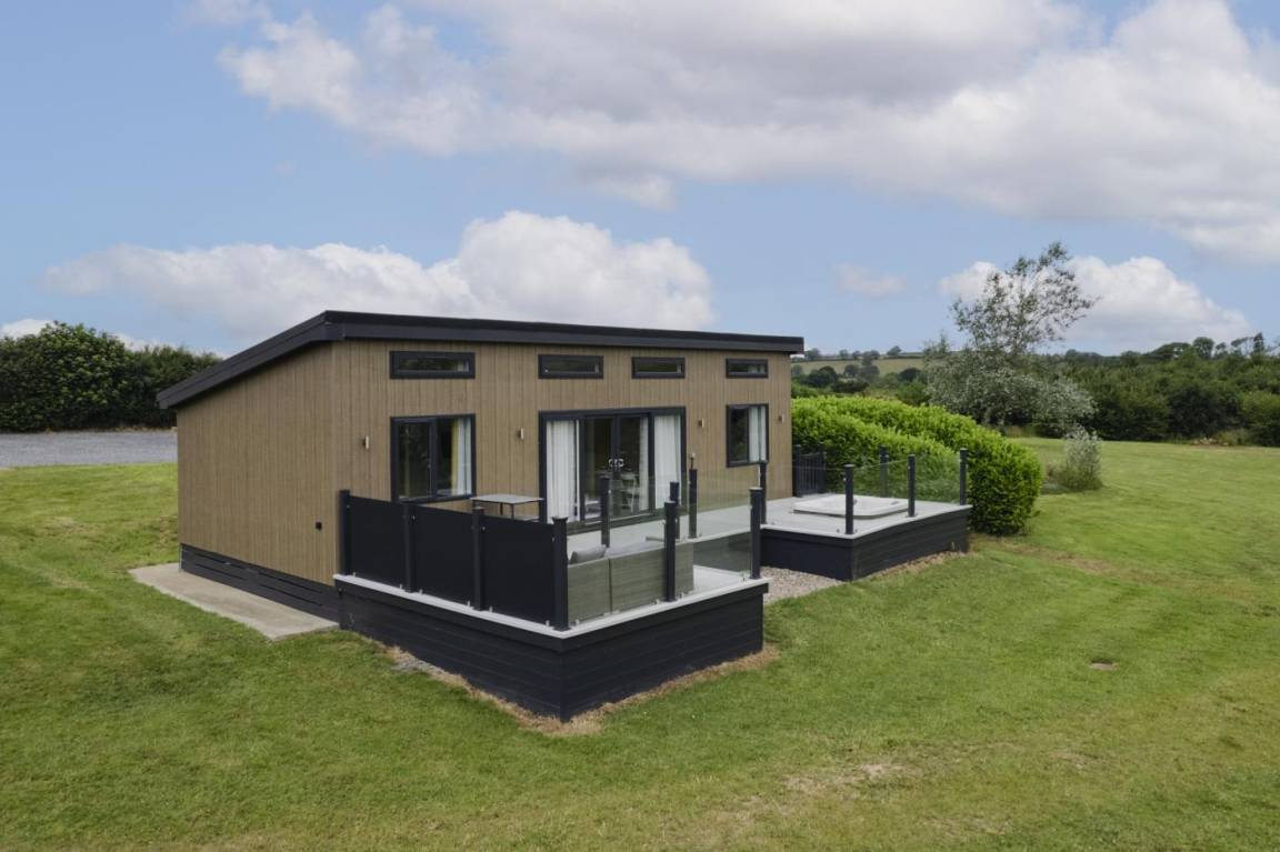 Lodge ∙ 2 Bedrooms ∙ 4 Guests - Pembrokeshire