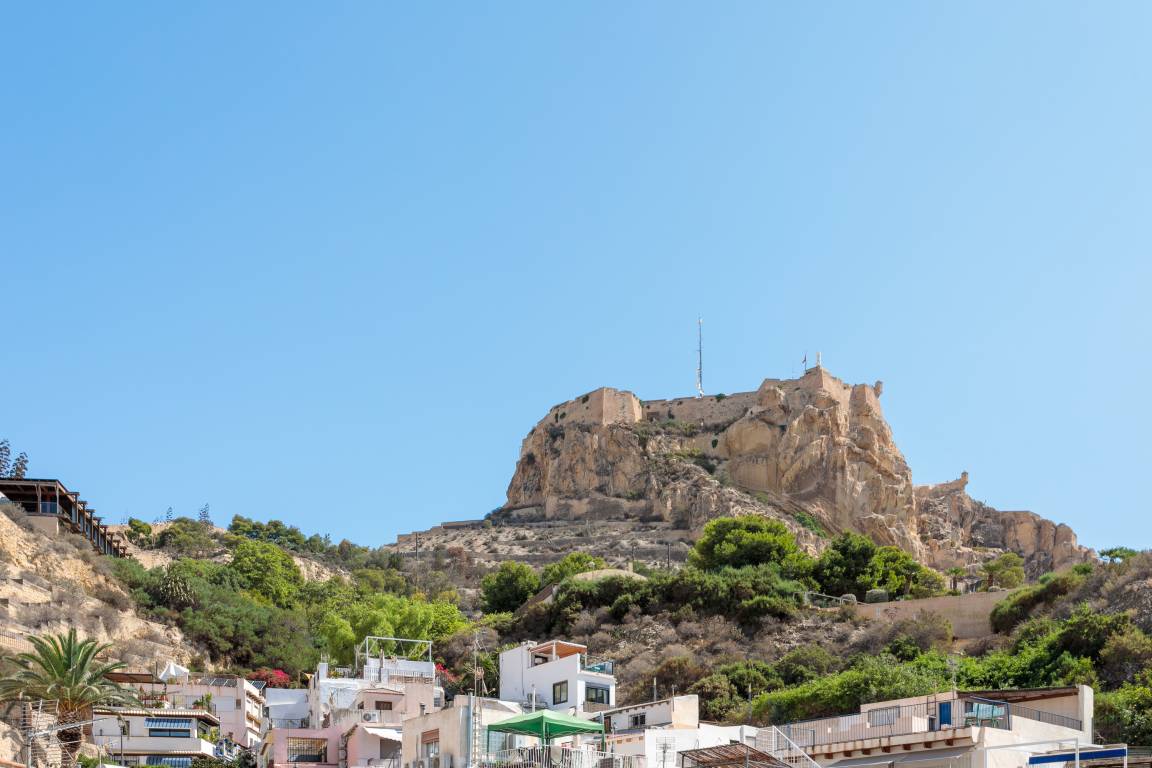 40 M² Apartamento ∙ 1 Habitación ∙ 3 Huéspedes - Alicante