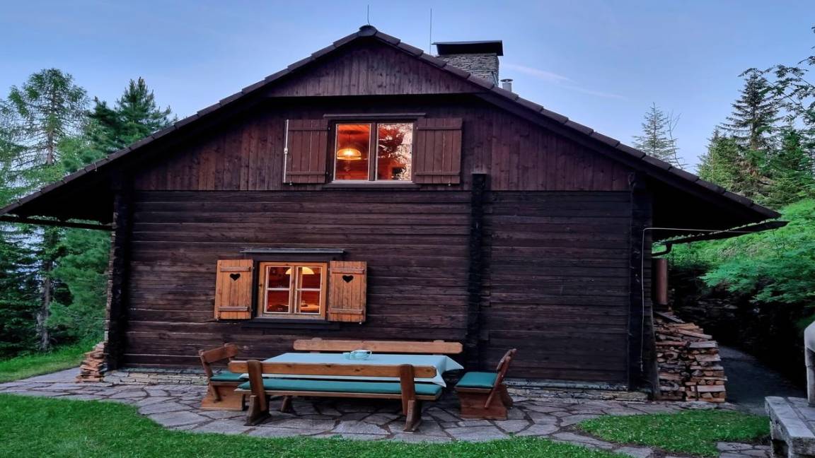81 M² Ferienhaus ∙ 2 Schlafzimmer ∙ 8 Gäste - Murau