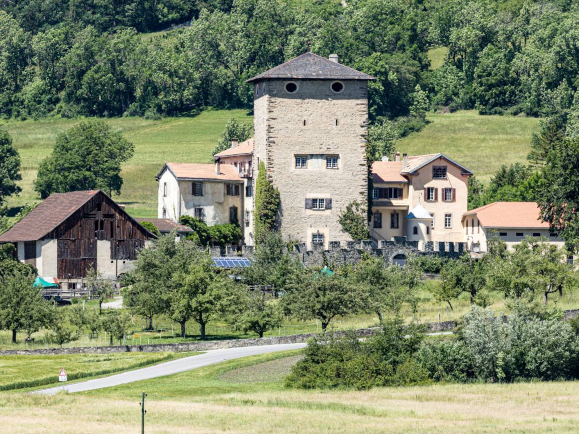 120 M² Apartment ∙ 4 Guests - Chur