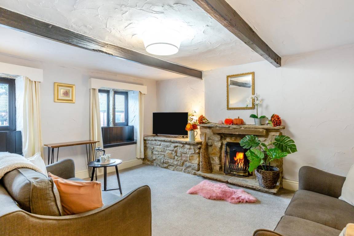 Cottage ∙ 2 Bedrooms ∙ 4 Guests - West Yorkshire