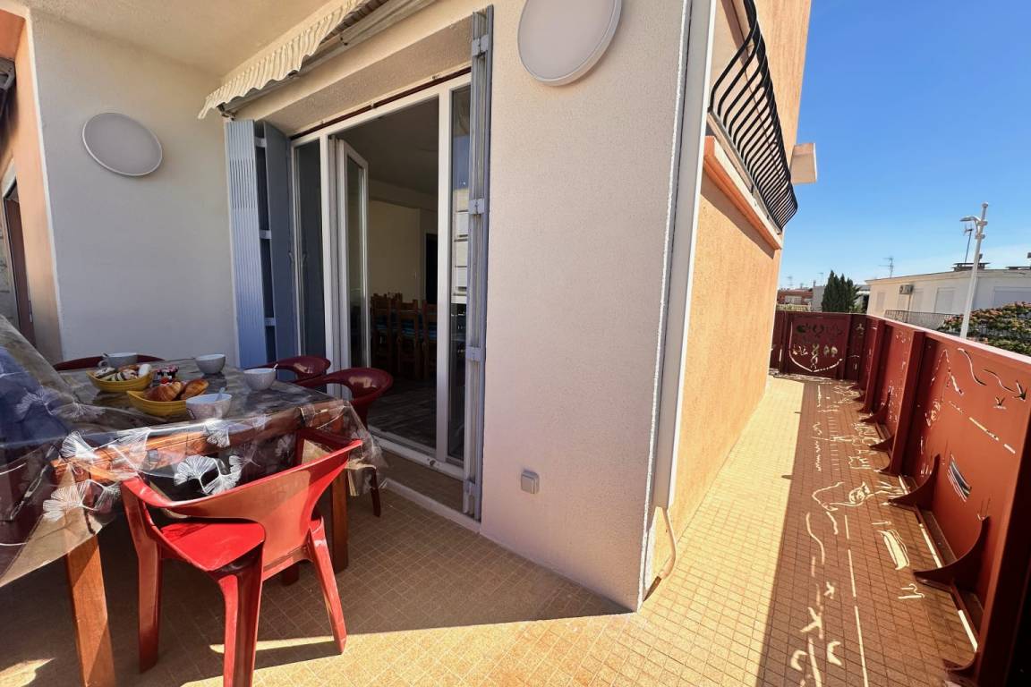 75 M² Ferienwohnung ∙ 2 Schlafzimmer ∙ 6 Gäste - Aigues-Mortes