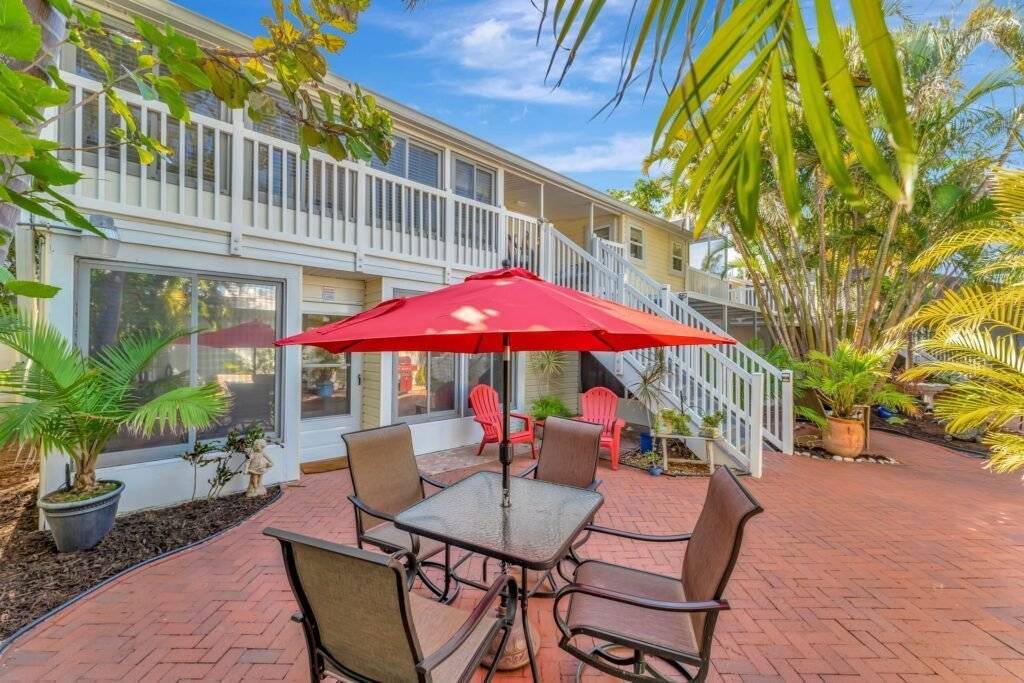 Apartment ∙ 1 Bedroom ∙ 4 Guests - Anna Maria Island, FL