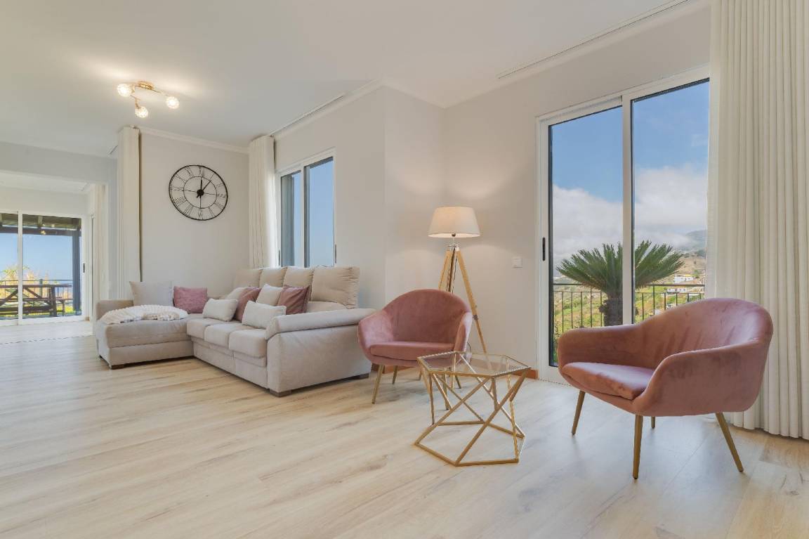 210 M² Casa ∙ 3 Quartos ∙ 8 Hóspedes - Ribeira Brava