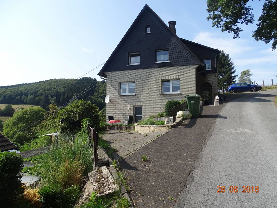 90 M² Ferienhaus ∙ 2 Schlafzimmer ∙ 6 Gäste - Sundern (Sauerland)