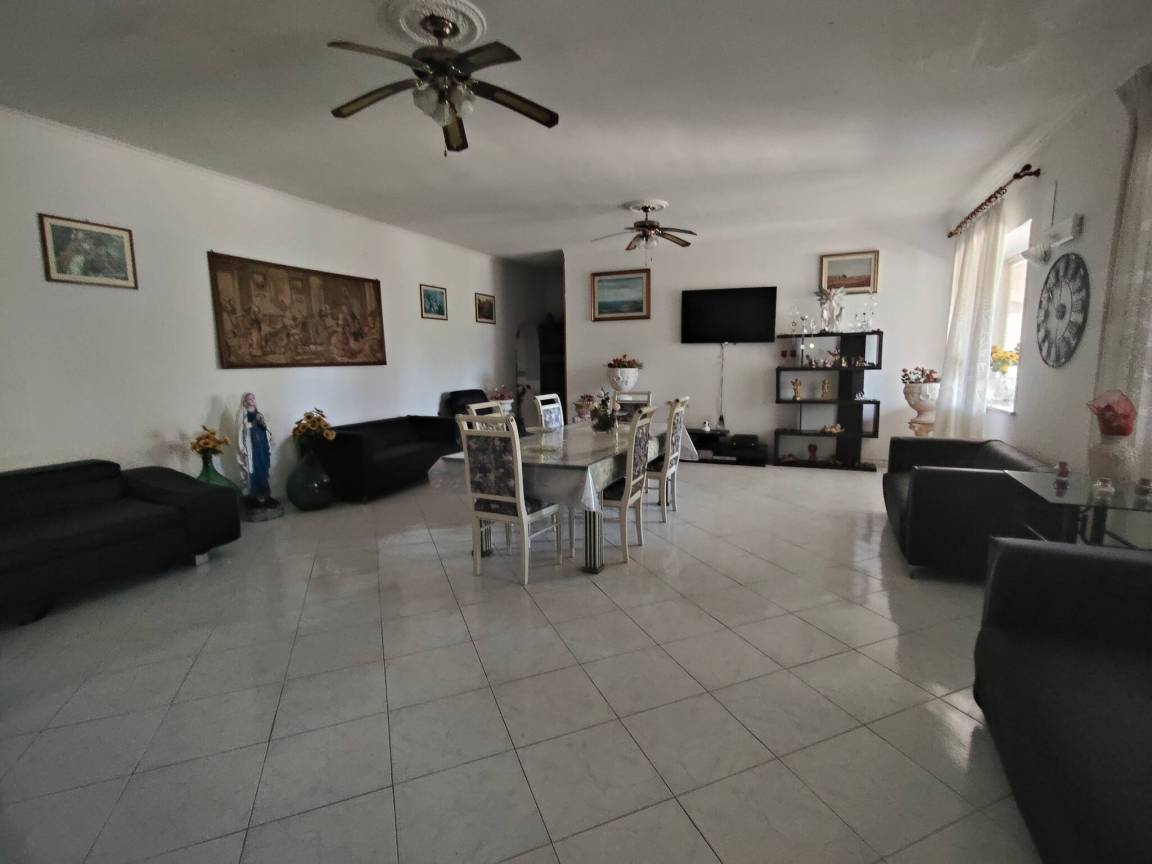 100 M² House ∙ 3 Bedrooms ∙ 6 Guests - Nettuno